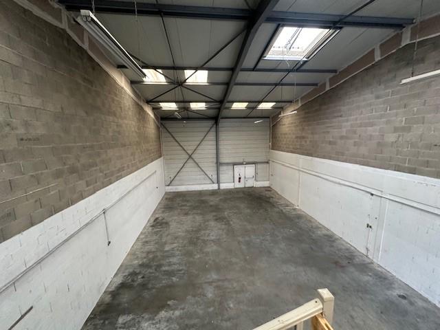 ENTREPôT BUREAUX / 222m2 - A louer - GHT IMMO